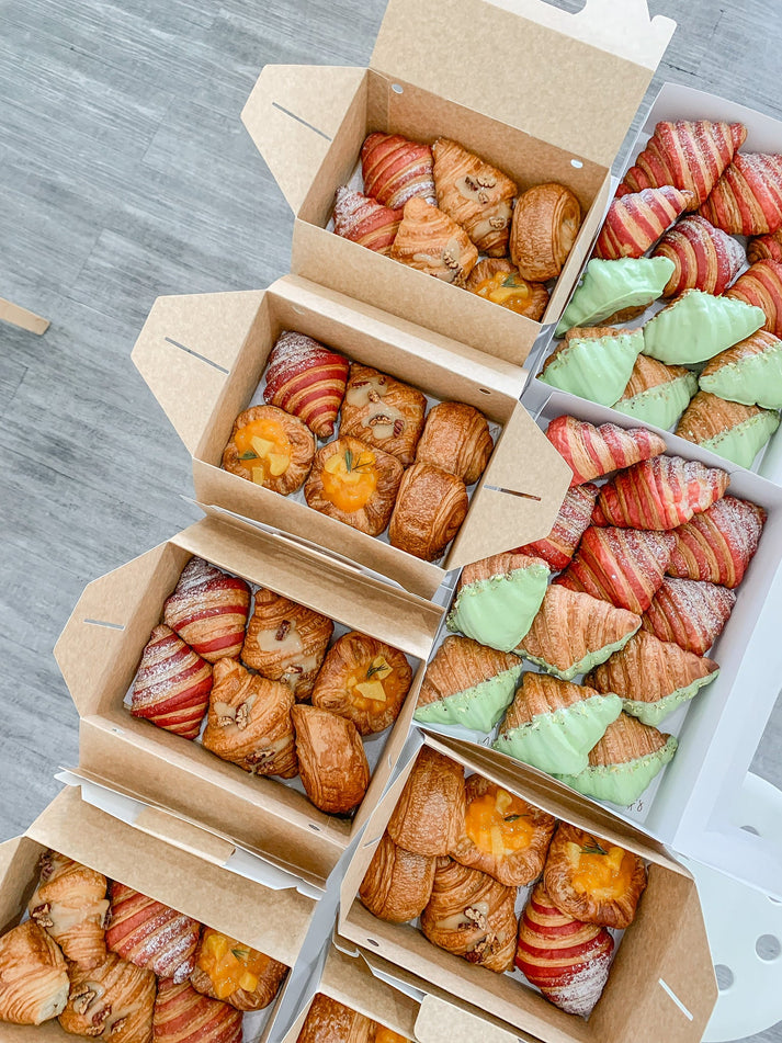Mini Pastries Sampler Box – Audrey's | Daily Bakes